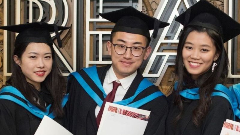 Students awarded at Postgraduate Graduation ceremo